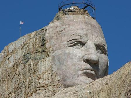 CranePilgrimage2004/770 Crazy Horse frontal closeup